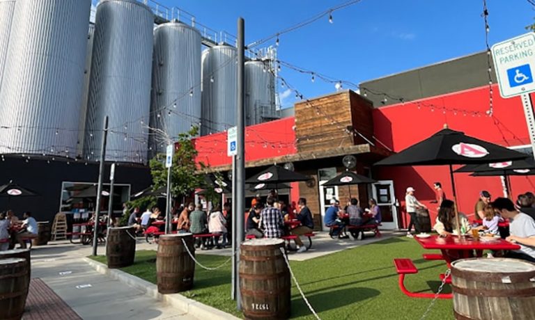 The 13 Best Boulder Breweries [2025 Brewery Guide]