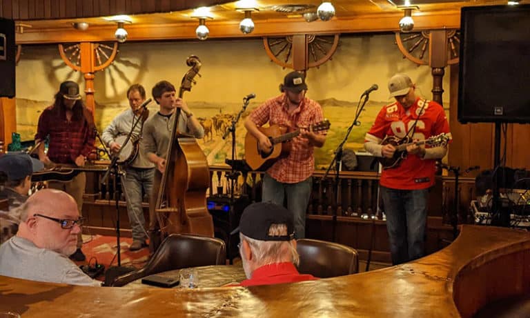 The 19 Best Kansas City Breweries [2025 Brewery Guide]